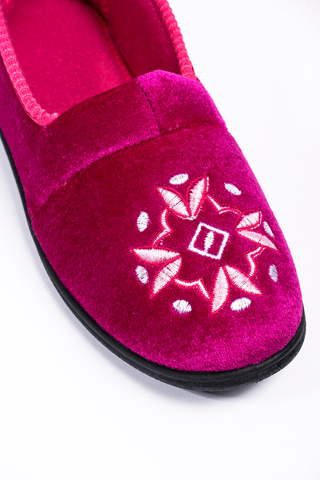 Anya Raspberry Velour Rollfront Flower Head Ladies Slipper – Kenyons ...